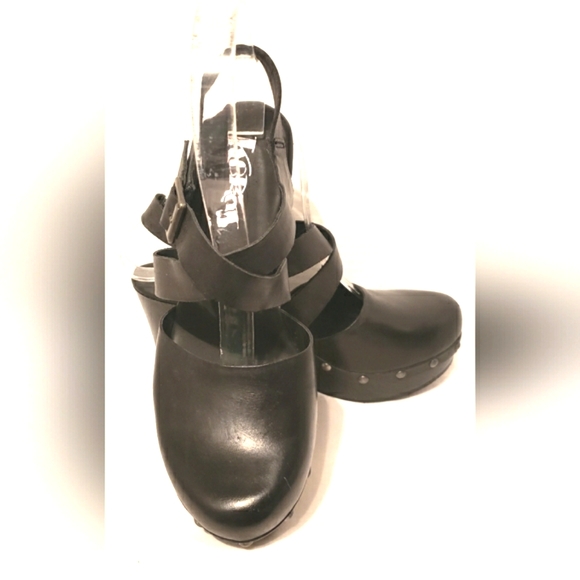 Kork-Ease | Shoes | Korks Womens Abloom Platform Studded Clogs Size 6 ...